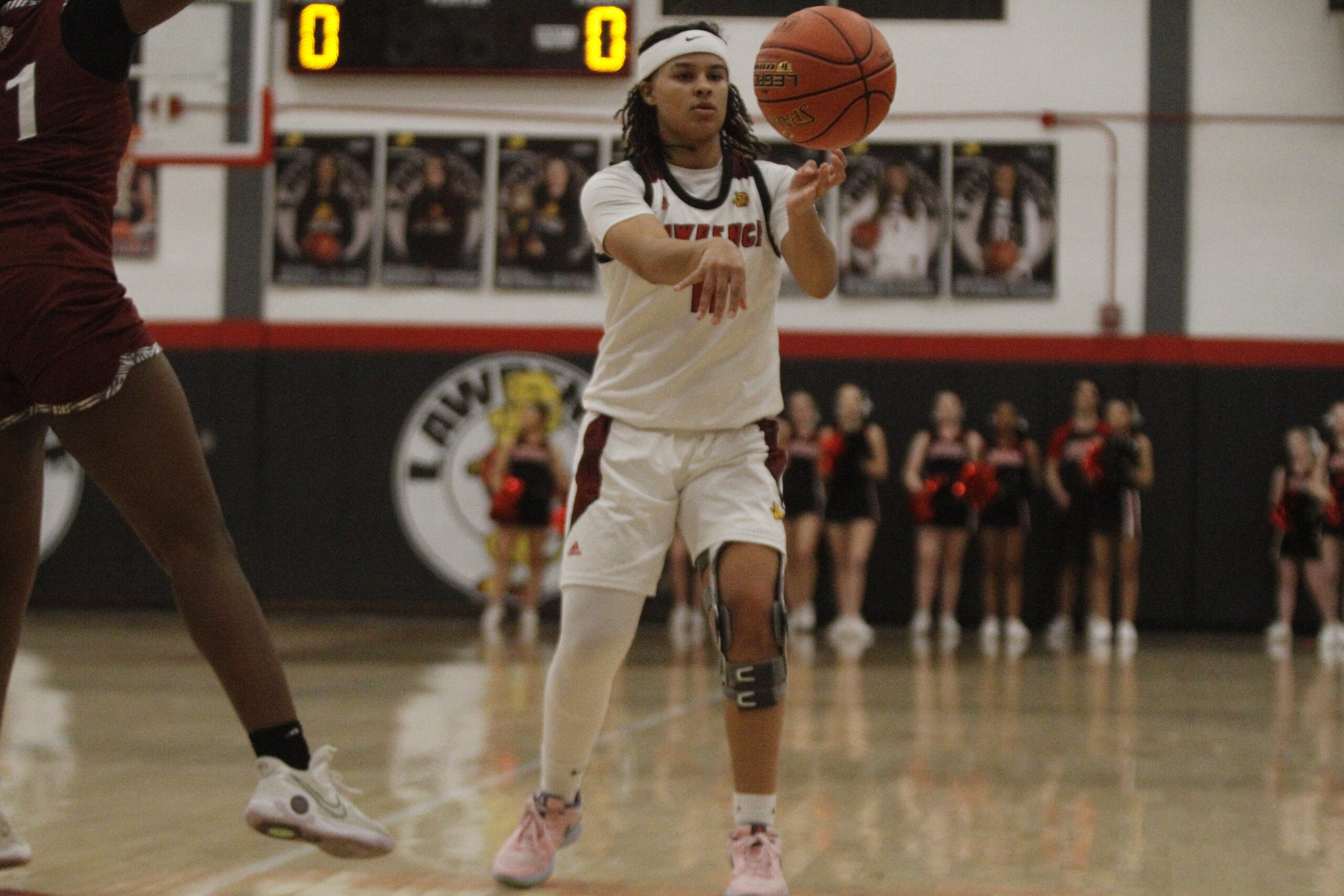 LHS boys, girls basketball teams start season with blowout home wins on ...